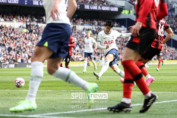 '손흥민 EPL 101호골→두 경기 연속골' 와장창…'수비 붕괴' 토트넘, 본머스에 2-3 역전패 '챔스권 빨간불' : 네이트 스포츠