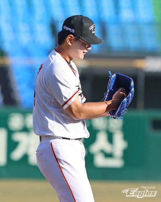 '최고 160.1㎞-평균 159㎞' 광속구 폭격…19살 특급 루키, 대전 뒤흔들었다[SPO 대전] : 네이트 스포츠