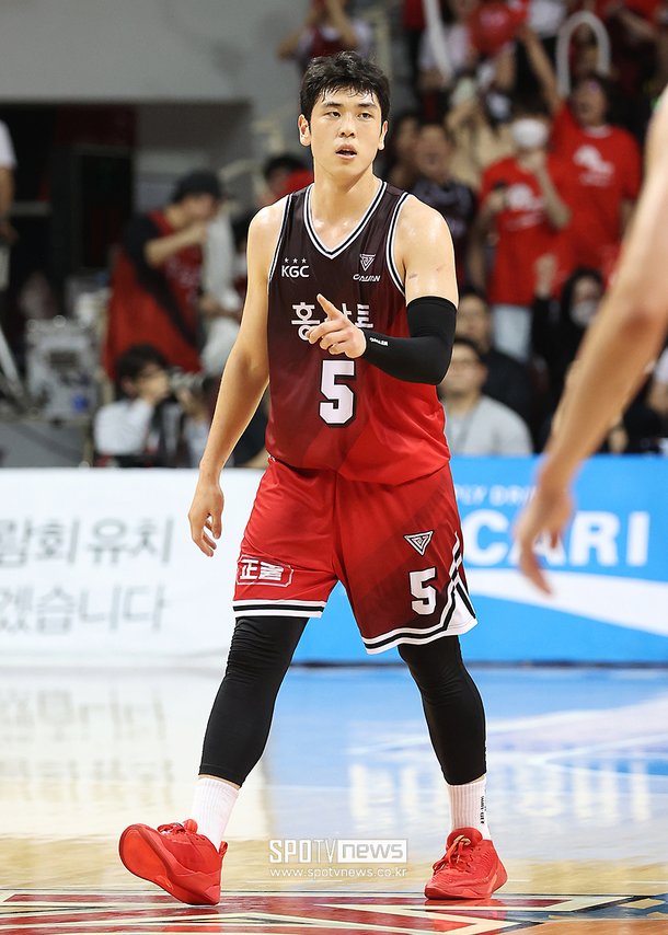 [현장 REVIEW] '7차전 끝장 본다' KGC, SK에 15점 차 뒤집기 대역전승…시리즈 2-3에서 3-3 동률 : 네이트 스포츠