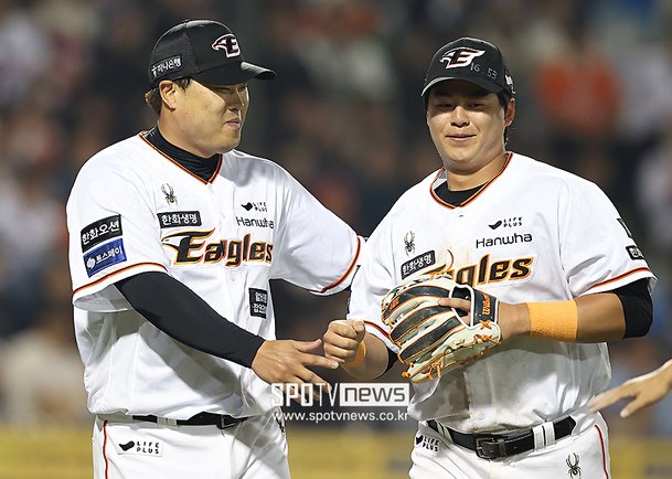 류현진 드디어 KBO 100승 달성, 노시환이 축포 쐈다…한화, SSG에 완승하고 반등 발판 [대전 게임노트] : 네이트 스포츠