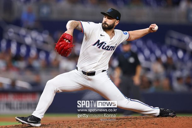 고우석 ML행 빨라지나…158km 마무리 트레이드 후보 1순위 "관심을 받을 선수" : 네이트 스포츠