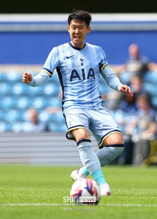 또 'SON톱' 2연속 침묵…토트넘, QPR에 2-0 승리 → 이제 아시아 투어, 일본 거쳐 한국으로 : 네이트 스포츠