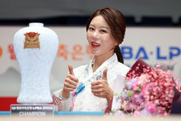 김가영 천하는 2025년도 계속된다…36연승+LPBA 6연속 우승, 누적 상금만 5억 8180만원 : 네이트 스포츠