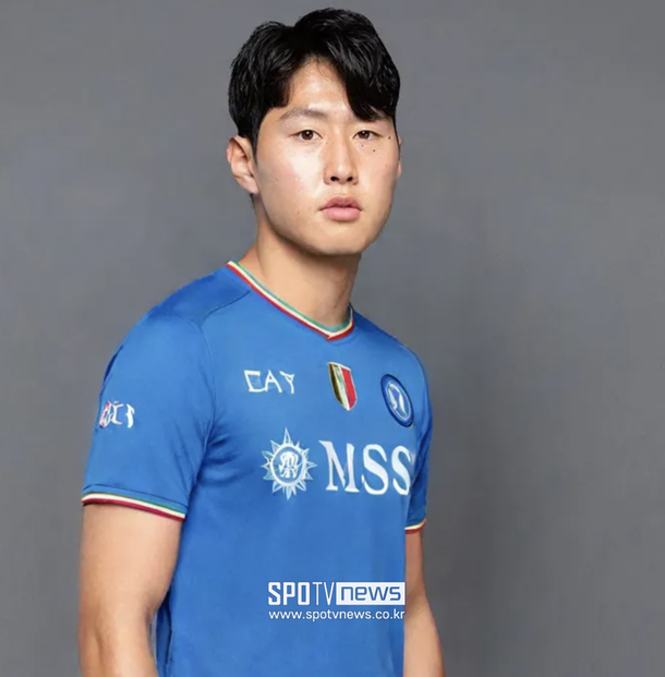 이강인(24, 나폴리) 핵폭탄급 이적 터진다…프랑스 매체도 확인!→"481억 방출 예상, EPL 팰리스도 관심" : 네이트 스포츠