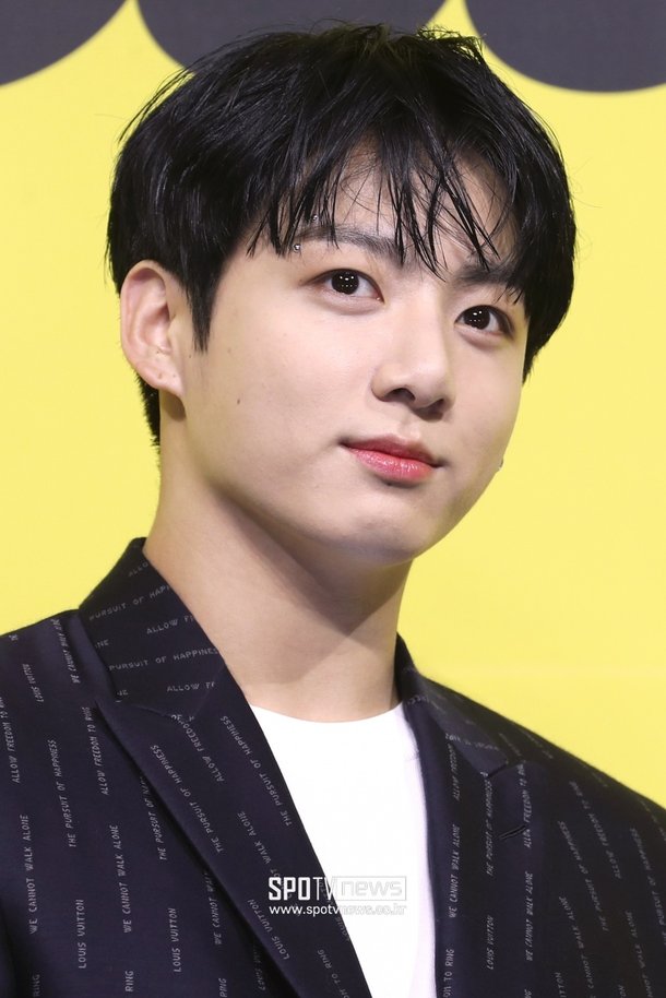 BTS 정국, 자택 침입 피해에 경고 "찾아오면 가둬버릴 것…무조건 경찰서" : 네이트 연예