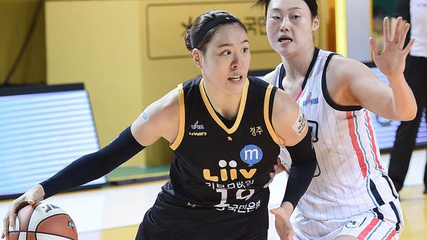KB 박지수, 여자농구 1R MVP…통산 9번째·현역 최다 : 네이트 스포츠