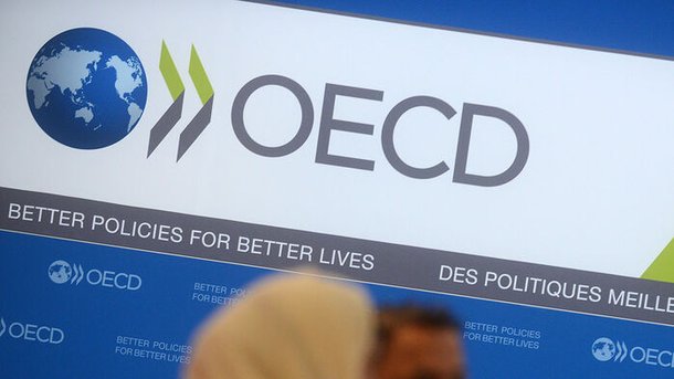 한국, 서비스수출 OECD 최장 감소 · 낙폭 2위 : 네이트 뉴스