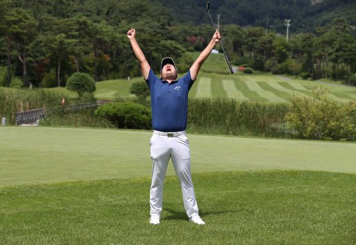 '10㎏ 감량' 이상엽, 다시 날개 달다…KPGA 챌린지투어 정상 : 네이트 스포츠