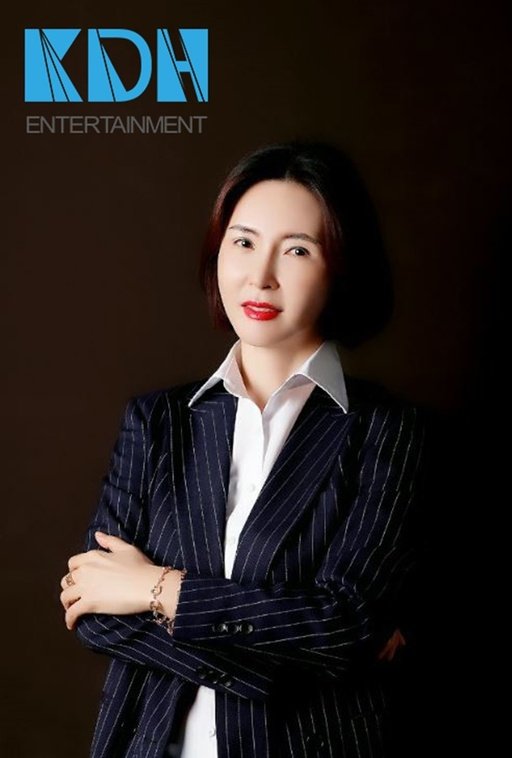 '트로트의 민족' 우승자, KDH엔터의 전폭 지원 '꽃길' 예약 : 네이트 뉴스