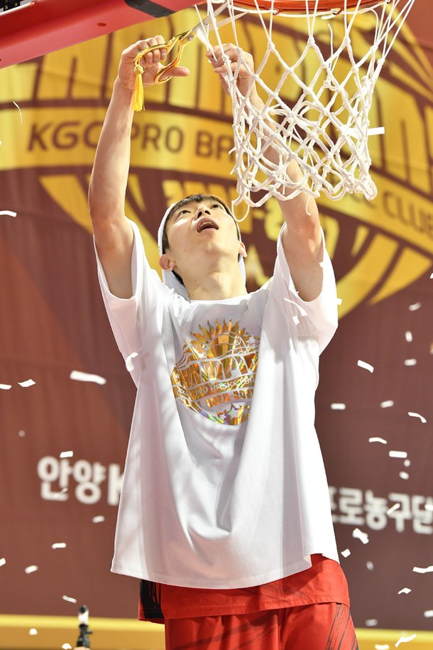 2021 KBL FA, 'KCC 송교창·KGC 이재도 등 총 38명' : 네이트 스포츠