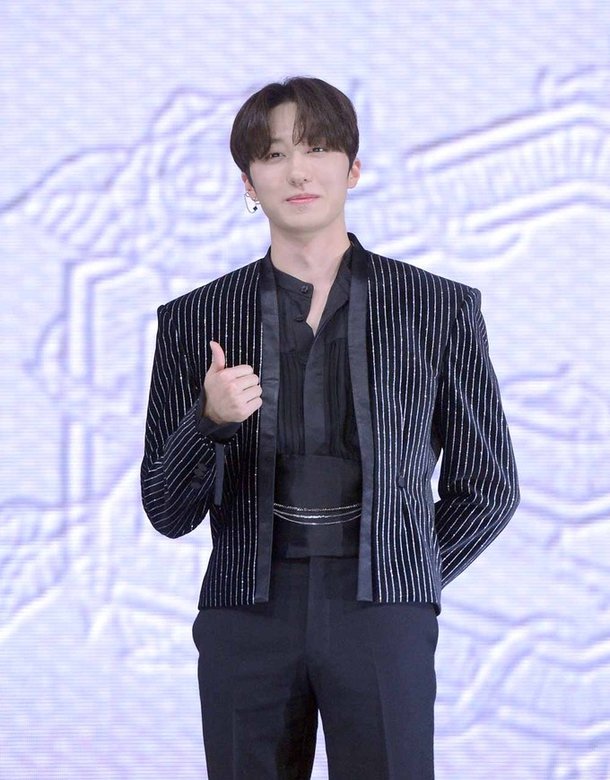 [SW포토]SF9 찬희의 밝은 미소 인사 : 네이트 연예