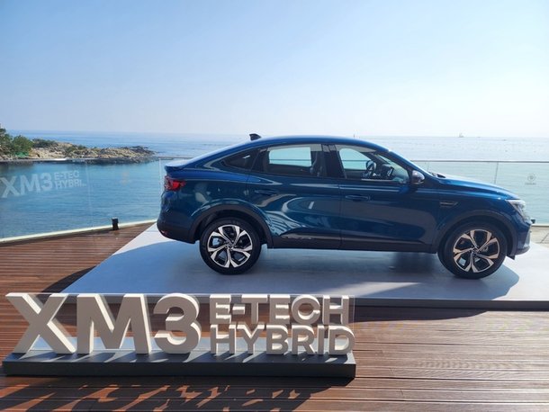 [권영준의 독한 카 다이어리] 유러피안 감성 충만 XM3 E-TECH 하이브리드 : 네이트 뉴스