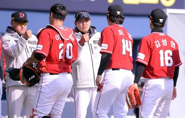 [SW포토]SSG,'LG에 5 대 1 승리' : 네이트 스포츠