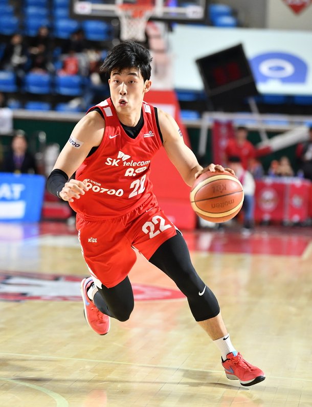 [SW시선] MIP·식스맨상 수상 기준 변경 늦장 발표…KBL의 결정, 동기부여·스토리 사라졌다 : 네이트 스포츠