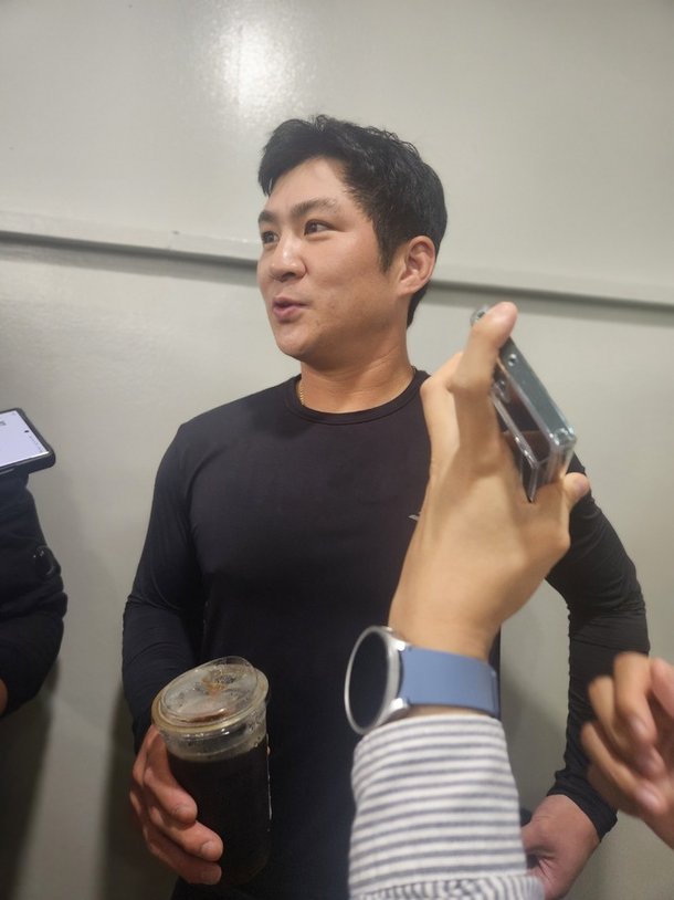 [PO3] 벼랑 끝에서 그려보는 최상의 시나리오…LG 오지환 "아직 안 끝났습니다" : 네이트 스포츠