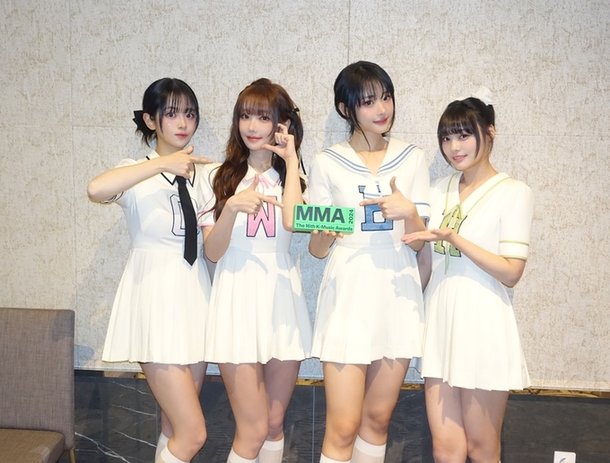 QWER, '2024 MMA' 오프닝→'핫트렌드상' 수상…역시 '대중픽' 밴드 : 네이트 연예