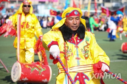 CHINA-GANSU-DINGXI-SHEHUO-PERFORMANCE (CN) : 네이트 뉴스