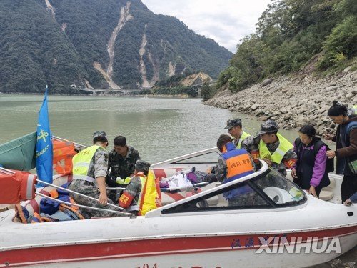 CHINA-SICHUAN-EARTHQUAKE-RELIEF EFFORTS (CN) : 네이트 뉴스