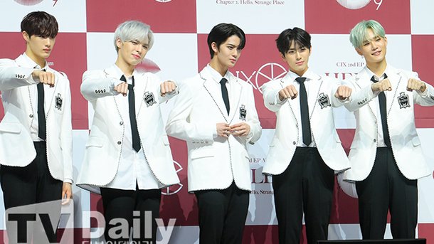 [TD영상] CIX '이 비주얼, 만화를 찢고 나왔어' | 아이돌24시 : 네이트 연예