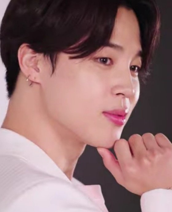 방탄소년단 지민, 아이스크림 광고 직캠 속 섹시+러블리+큐티 '트리플 매력' : 네이트 연예