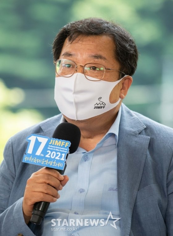 기자회견하는 이상천 JIMFF 조직위원장[★포토] : 네이트 연예