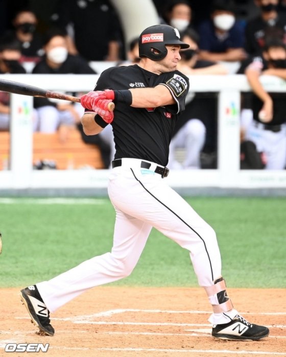 "야구 인생 끝난 줄…KT서 반지 끼겠다" 호잉, '첫 우승' 야망 [★잠실] : 네이트 스포츠