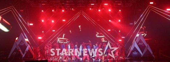 'AAA 포텐셜' 수상 T1419, 신곡 무대 최초 공개…글로벌 도약 : 네이트 연예