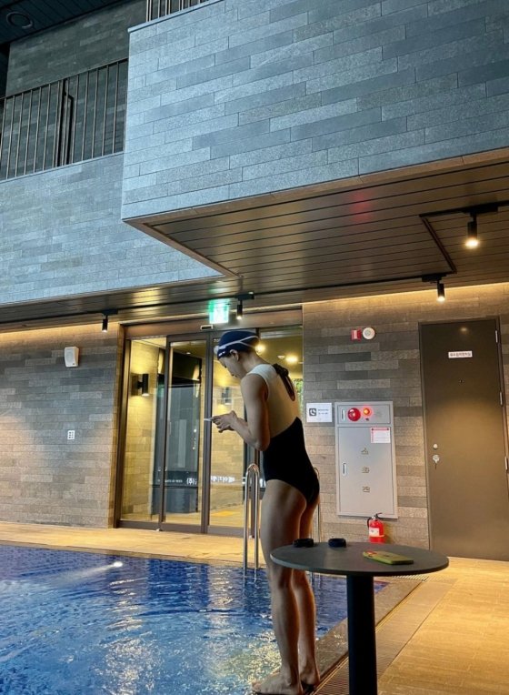 이시영, 169cm-56kg 궁극의 몸짱녀 "골격근 곧 30kg 찍는다"[스타IN★] | 네이트 연예