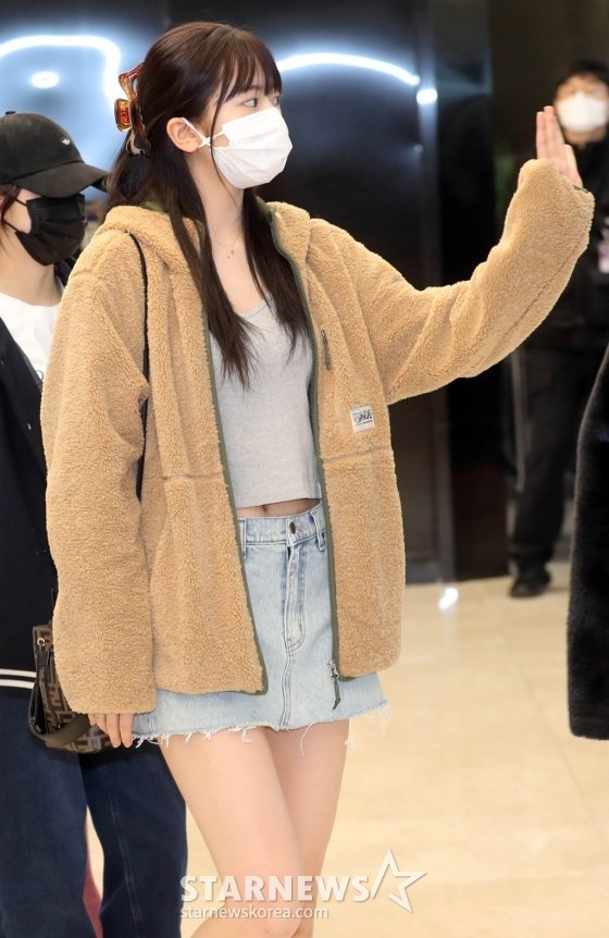 아이브 안유진 '다이브 안녕'[★포토] : 네이트 뉴스