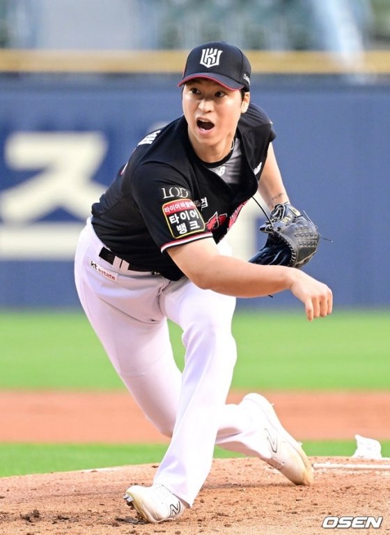 투타 환상조화 Kt 4연승 2위까지 단 1g…엄상백 Qs 배정대 쐐기 투런포→박영현 김재윤 철벽 가동 두산 4연패