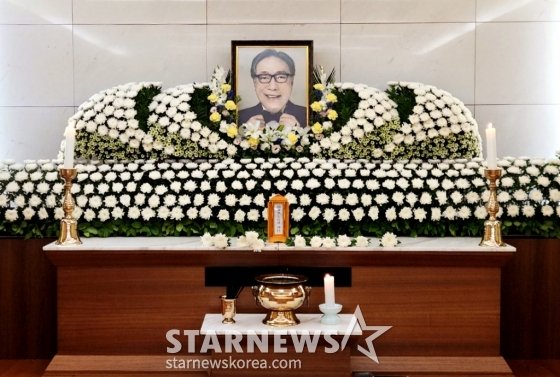 故 변희봉, 췌장암 투병 중 별세…향년 81세[★포토] : 네이트 연예