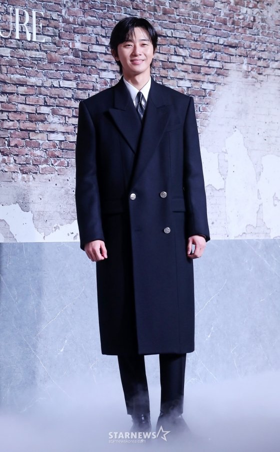 '경성크리처' 박서준 "첫 촬영부터 물고문 고생…잘못됐나 싶었다" : 네이트 연예