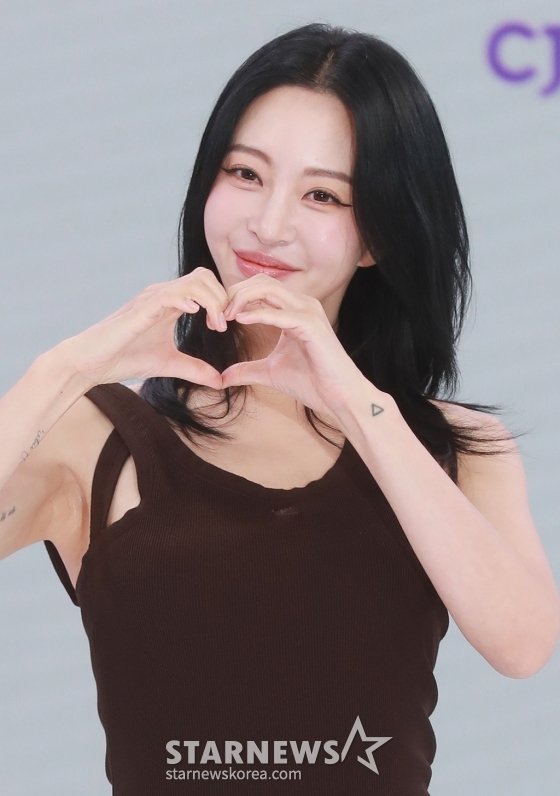 한예슬·소유·안재현·선예·김소영 이 구역 소통왕은…초대형 라이브쇼 오픈 [종합] 네이트 연예