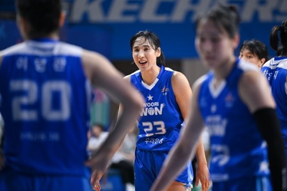 '이럴 수가' 우리은행 충격의 '1Q 무득점'→WKBL 최초 불명예…김단비 빈자리 이렇게 컸나 : 네이트 스포츠