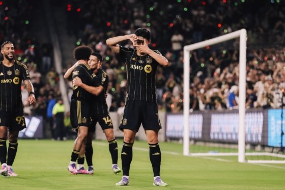 '美 정복' 손흥민, 멀티골 폭발→'8G 8골 3도움' 역대급 페이스…LAFC, 세인트루이스 3-0 완파→4연승 질주 : 네이트 스포츠