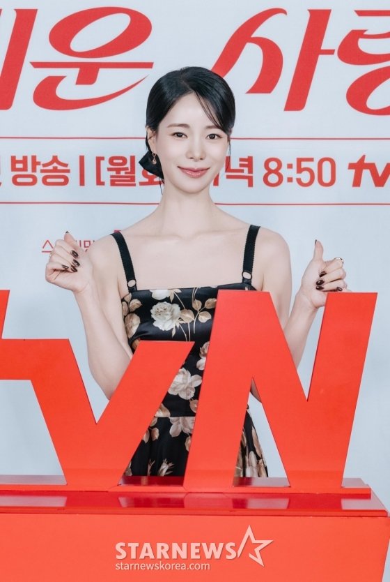 '소속사 대표' 이정재, 공식석상서 임지연에 언성 높인 이유 "괴롭히고 구박" [얄미운 사랑] [종합] : 네이트 연예