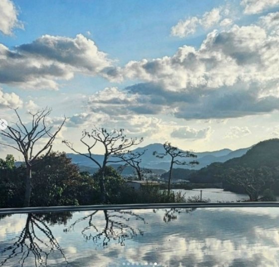 에드워드 리도 못 참는 'GD 인증샷'…"APEC 만찬 요리 영광"[스타이슈] : 네이트 연예