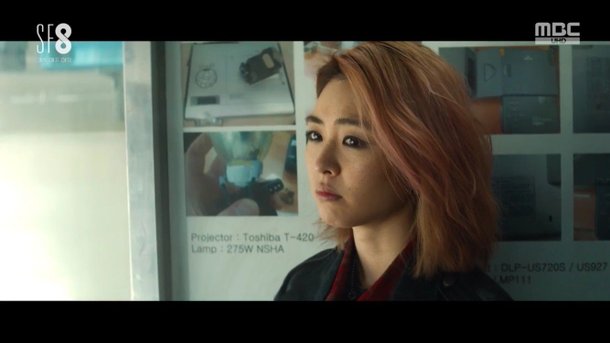 '시네마틱드라마 SF8-만신' 이연희X이동휘, 스스로를 믿으면 세상이 달라진다 "삶과 죽음은 50대50" [종합] : 네이트 뉴스