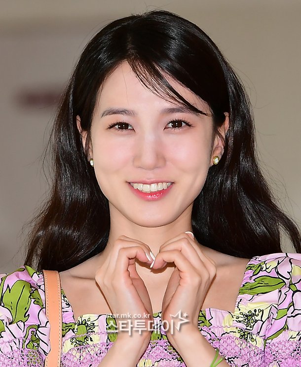 [2023 BIFF] 박은빈, 단독 사회로 부국제 항해 시작 : 네이트 연예