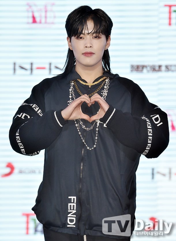 [TD포토] T1419 노아 '이광수 헤어스타일로 등장' : 네이트 연예