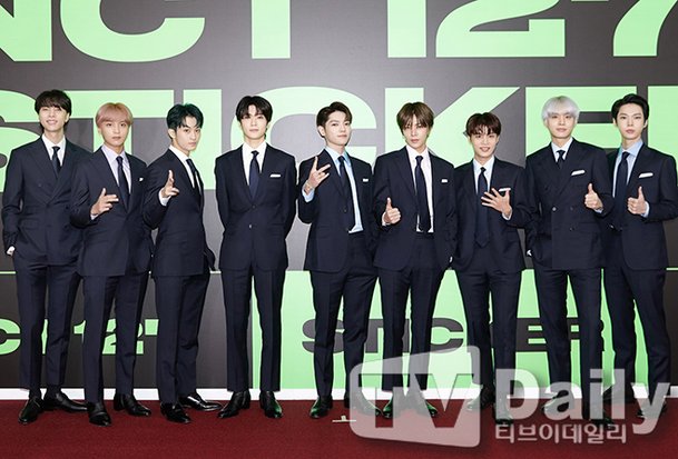 [TD포토] NCT127 '수트가 잘어울리는 훈남들' : 네이트 연예