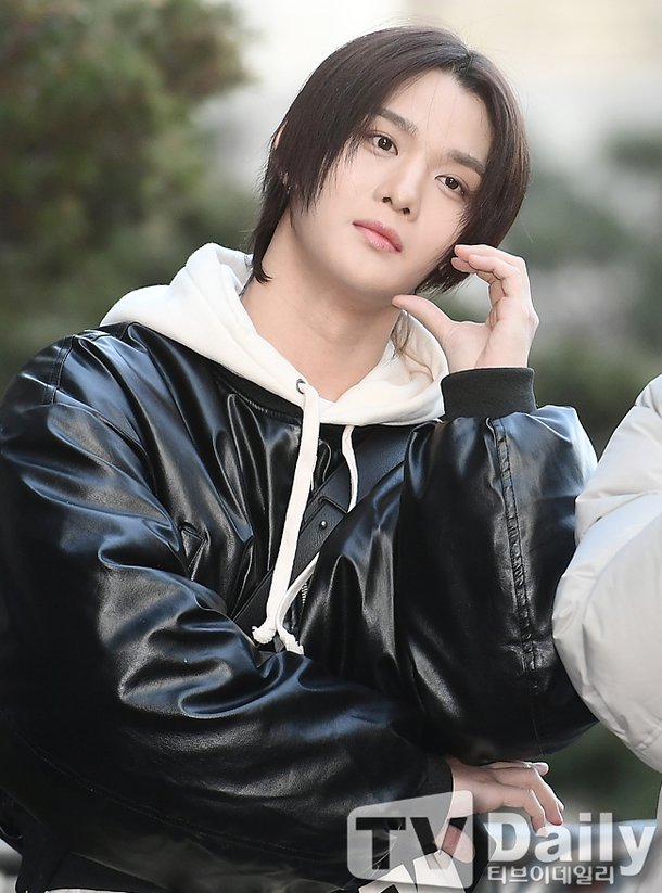 [TD포토] CIX 배진영 '오목조목 잘생긴 이목구비' : 네이트 연예