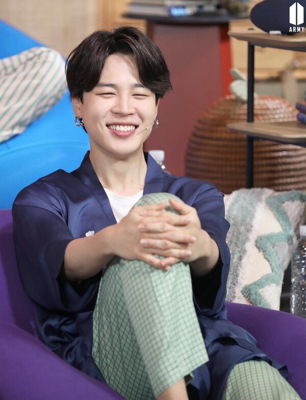 방탄소년단 지민 눈웃음이 예쁜 애교장인 아이돌 1위 네이트 연예