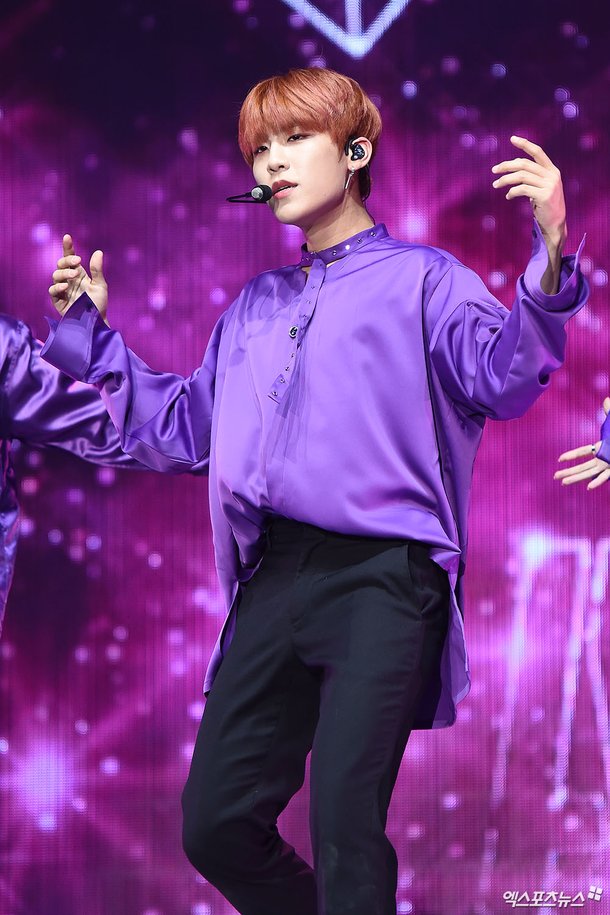 AB6IX 박우진 '뇌쇄적인 눈빛'[엑's HD포토] : 네이트 연예