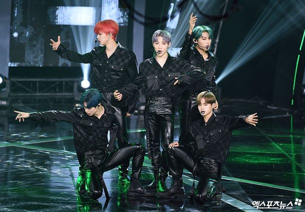 AB6IX '컴백했어요'[엑's HD포토] : 네이트 연예