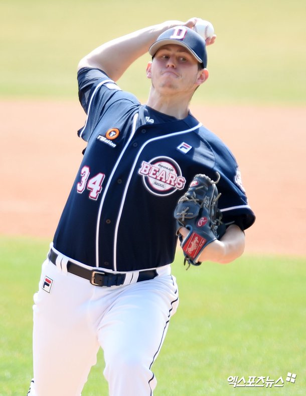 '최고 153km/h' 플렉센, 3이닝 2K 무실점 : 네이트 스포츠