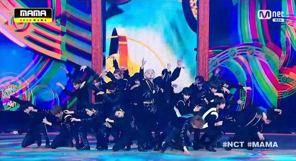 NCT, 신곡 '레조넌스' 무대 '2020 MAMA'서 최초 공개…23人 총출동 : 네이트 연예