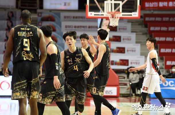 KGC '승기를 잡았다'[포토] : 네이트 스포츠