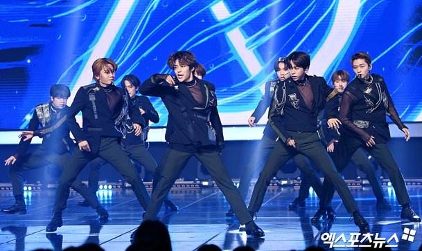 T1419 '남돌의 섹시미'[엑's HD포토] : 네이트 연예