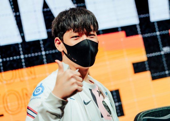PSG 탈론 떠난 '주한' 이주한, DRX 합류…LCK 복귀한다 [오피셜] : 네이트 스포츠